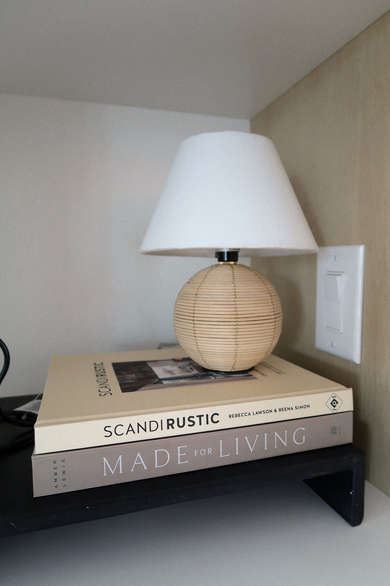 Remington Sphere Mini Lamp