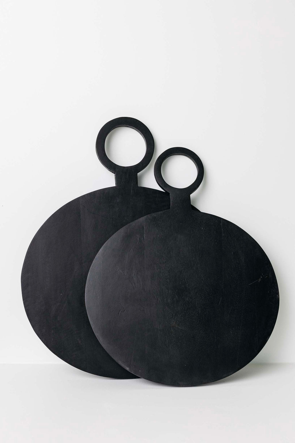 Mina Mango Board - Black - 2 Sizes